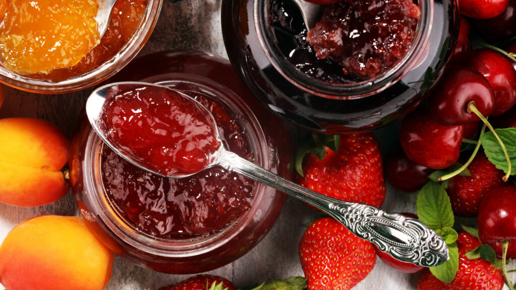 Marmelade aus Aprikosen, Kirschen & Co. - so schmeckt es lecker ...